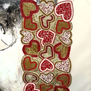 Rachel Zoe | Kitchen | Rachel Zoe Beaded Valentine Heart Table Runner ...